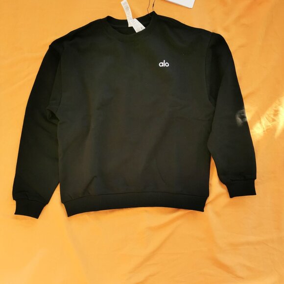 ALO Yoga | Tops | Alo Yoga Nwt Black Crew Neck Pullover Size S | Poshmark